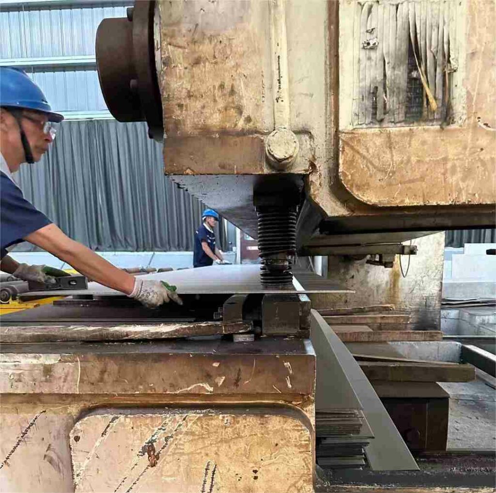 Is Stainless Steel A Homogeneous Mixture? - Huaxiao Stainless